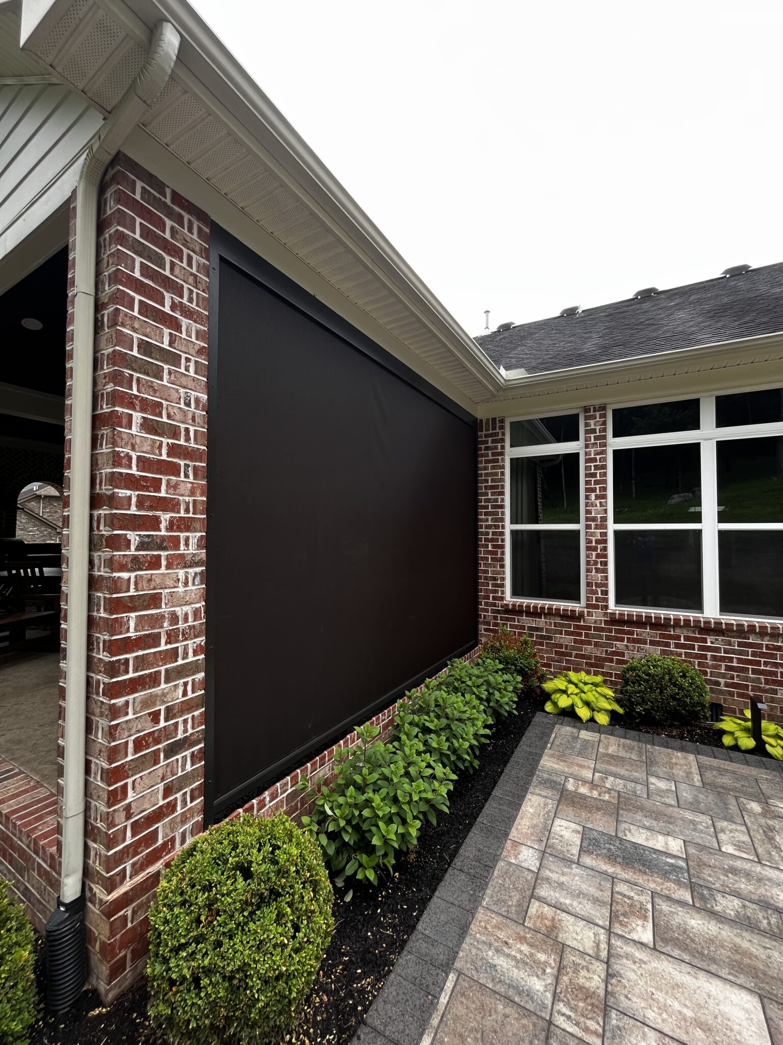 Motorized Blinds and Shades | Sun Control | Screenmobile