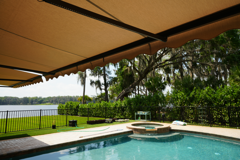SunPro Awnings - Screenmobile
